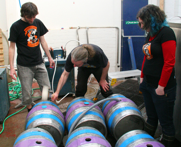 Blue Bee’s nectar ales are the buzz-iness in Sheffield! - Hand-pumped ...